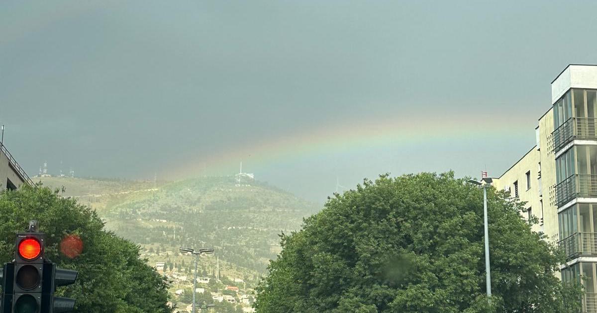 FOTO Neobična pojava u Mostaru - dvostruka duga - www.vecernji.ba