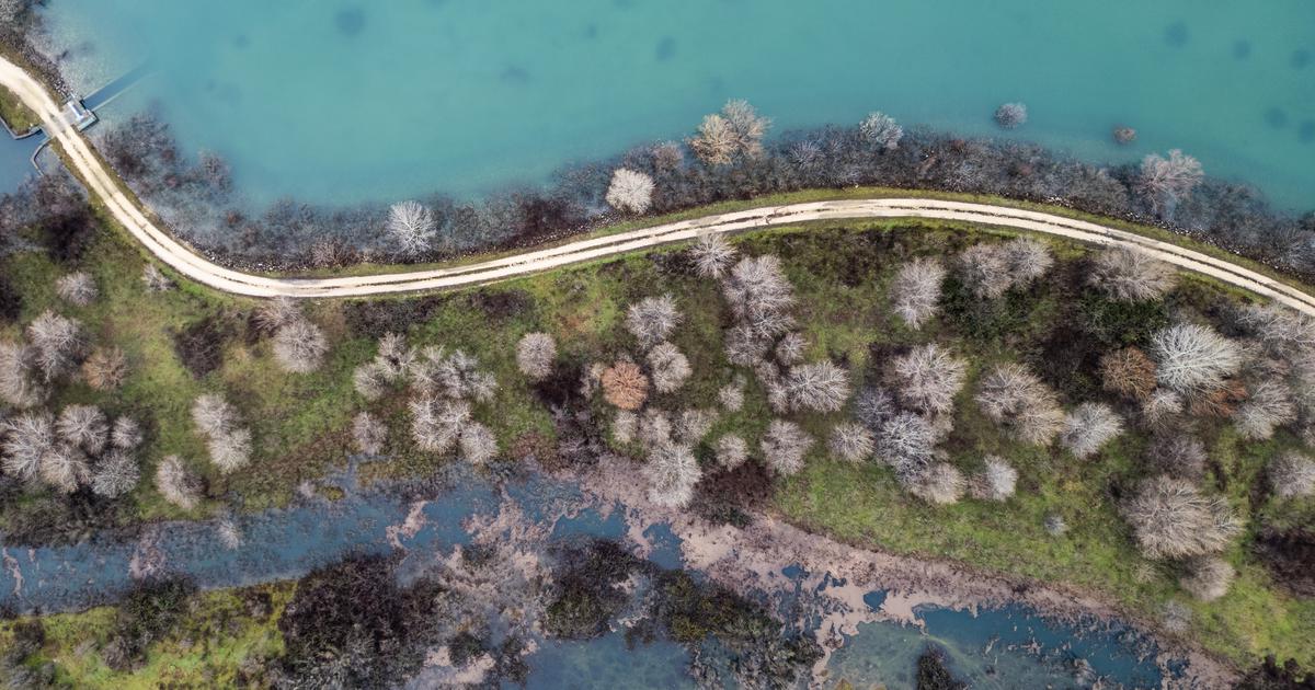 FOTOGALERIJA IZ ZRAKA: Kiše potopile Mostarsko blato, izgleda čarobno ...
