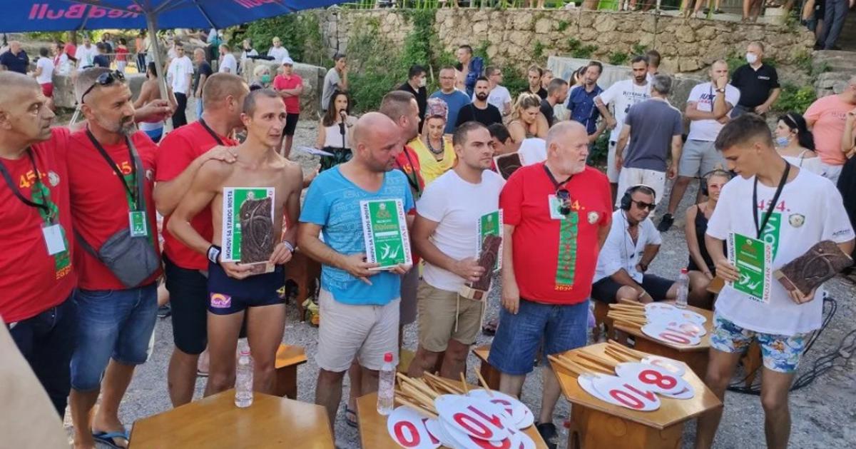 Vedad Bašić najbolja "Mostarska lasta", Igor Kazić najbolji u skokovima ...