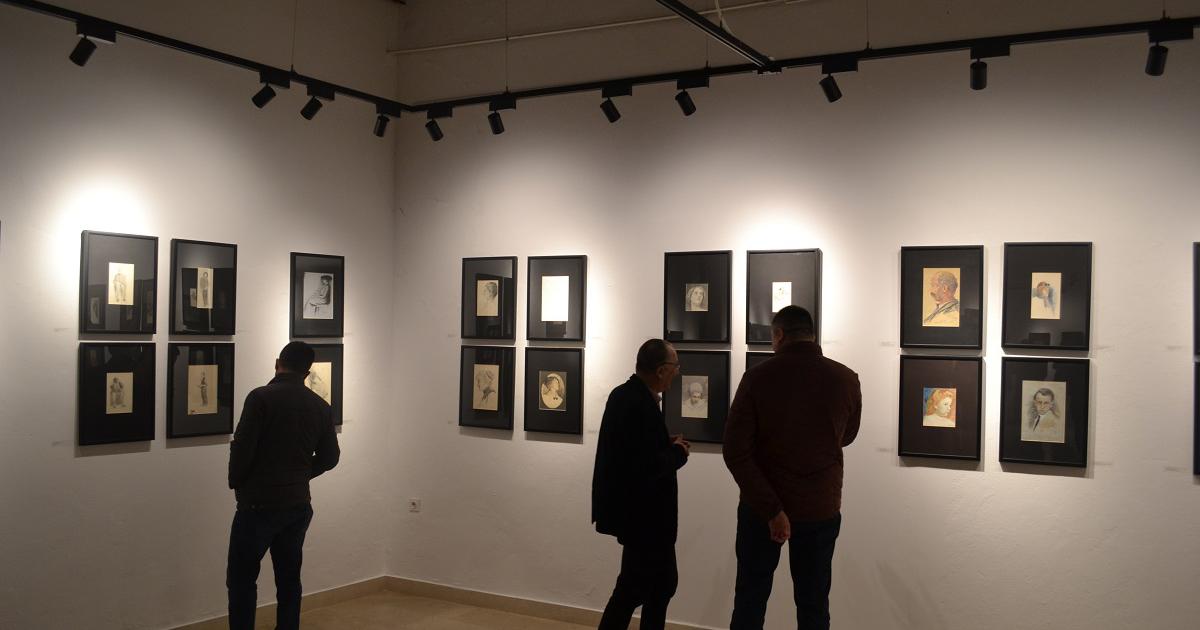 Tolisa: Izložba crteža Gabrijela Jurkića 'Umjetnik - crta - posvećenje ...