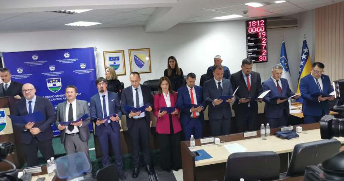U Unsko-sanskoj županiji imenovana nova Vlada, premijer Nijaz Hušić ...