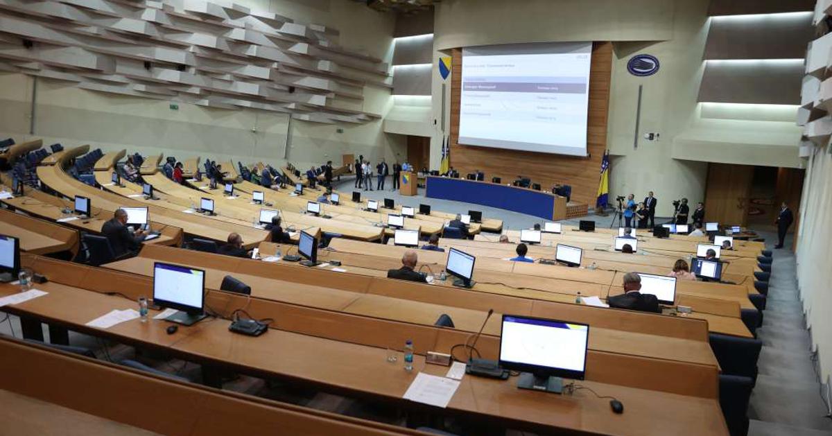 Državni zastupnici o izmjenama Zakona o SIPA-i i etničkoj ...
