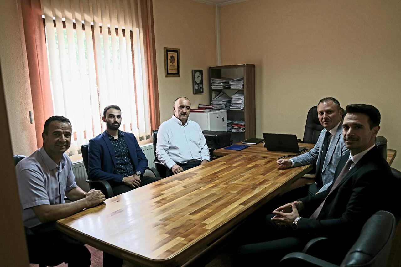Federalni ministar pravde Vedran Škobić posjetio KPZ Busovača - www ...