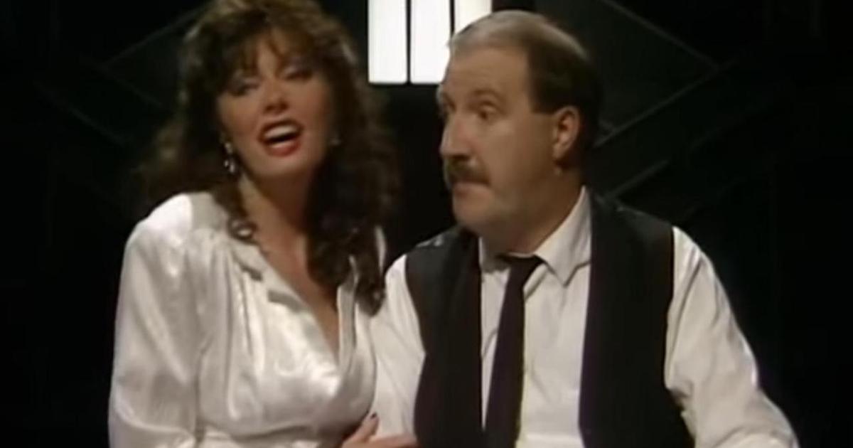 Sjećate se zavodljive konobarice Yvette iz 'Allo Allo'? Sada ima 72 godine i novu ulogu - www ...