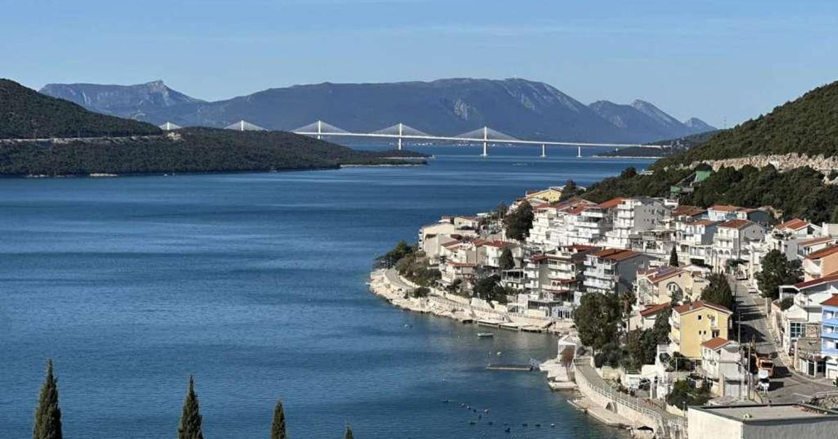 Neum jutros najtopliji grad u BiH - www.vecernji.ba