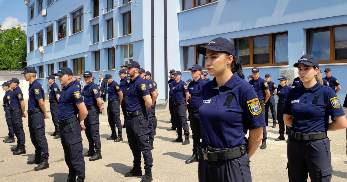 MUP HBŽ od danas bogatiji za 44 mlada policajca - www.vecernji.ba