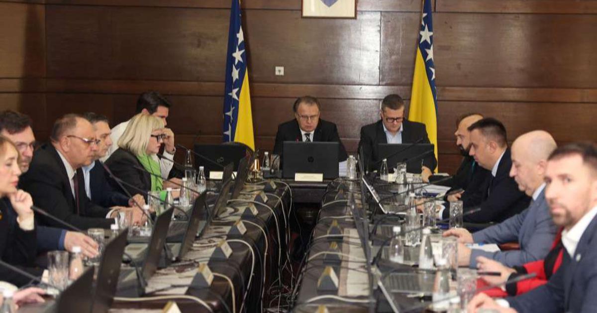 Postavljen novi direktor Federalne uprave civilne zaštite - www.vecernji.ba Postavljen novi direktor Federalne uprave civilne zaštite - www.vecernji.ba