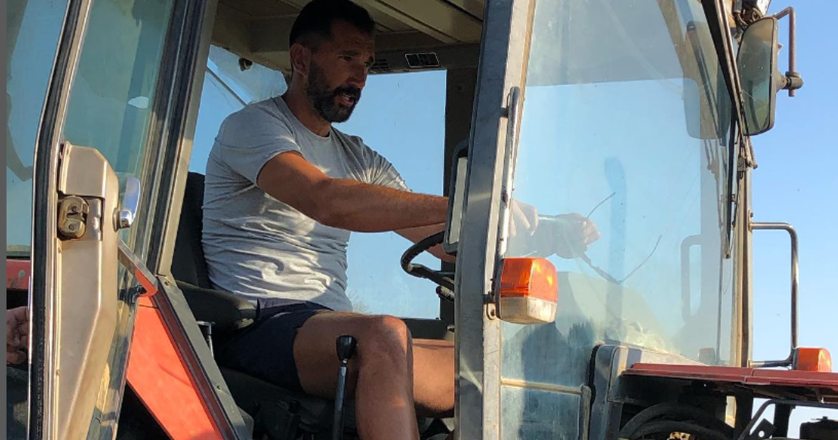 Pobjegao je iz Hrvatske zbog prijetnji: Nakon bogate karijere sad vozi traktor i čuva ovce - www ...