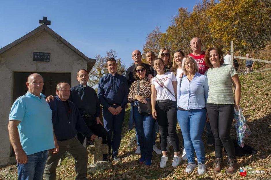 Nakon 30 godina obitelj Pajić ponovno u svom domu - www.vecernji.ba