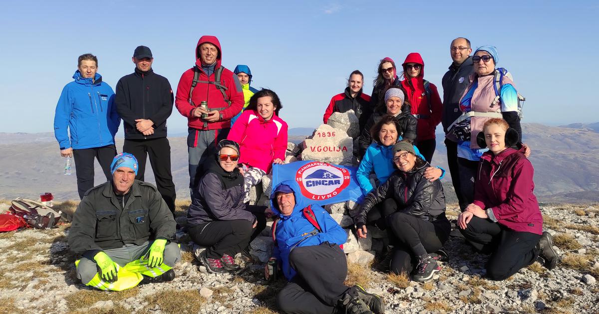 Članovi PD "Cincar" uspješno izvršili markaciju i uspon na Veliki vrh ...